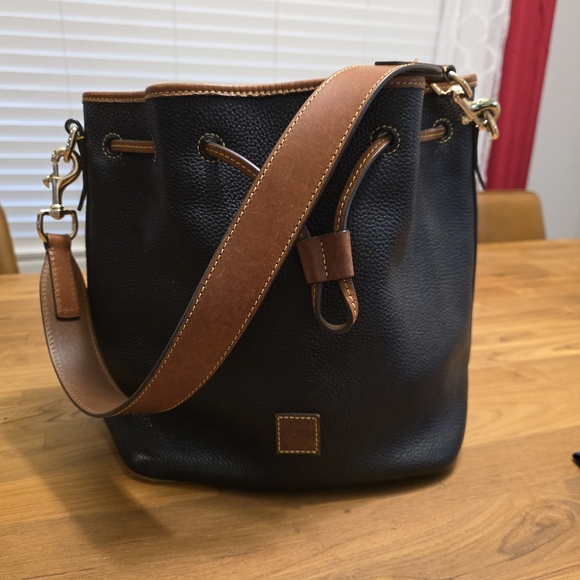 Dooney & Bourke | Bags | Dooney Bourke Drawstring Leather Bucket Bag ...